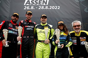 Sternstunde von Schreiner und Heyer im GT60 powered by Pirelli - GTC ...